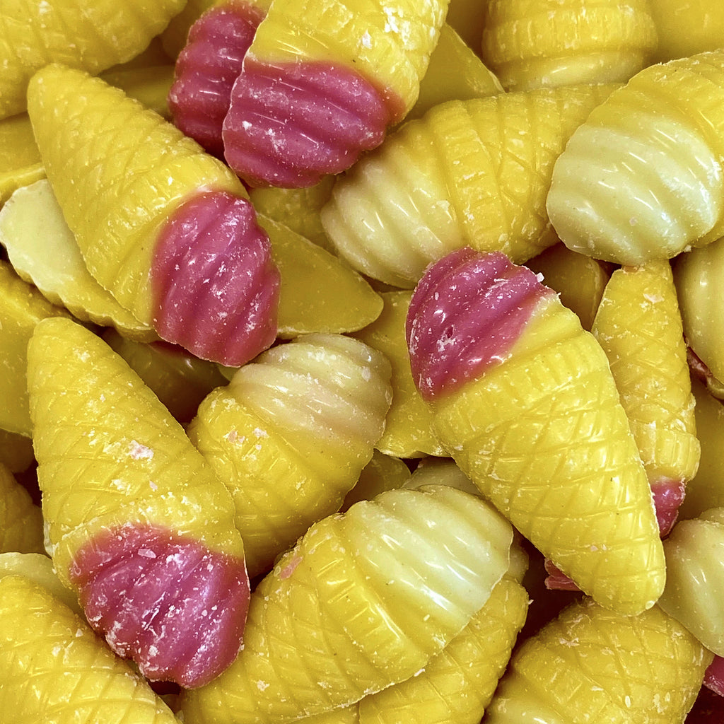 Strawberry Flavoured Sweets — The Sweet Store